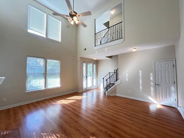 1372 island town dr