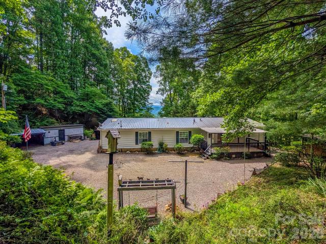 1372 Lickskillet Road