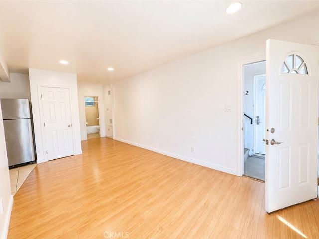 1372 W 36th Street 3