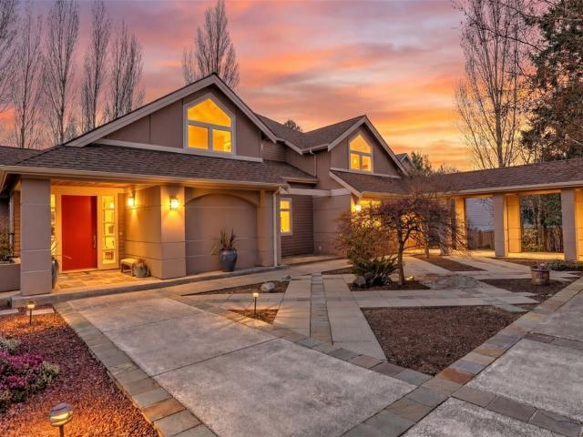 13730 Main St, Bellevue, WA 98005 | MLS #2512