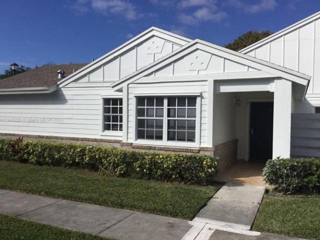 13737 147th Cir Ln SW #3 33, Miami, FL 33186