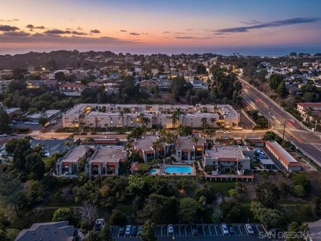13735 Mango Dr, Del Mar, CA 92014