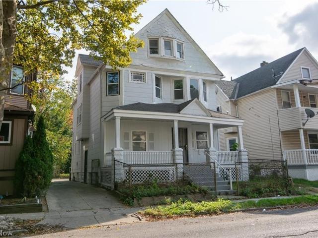 1373 E 89th Street