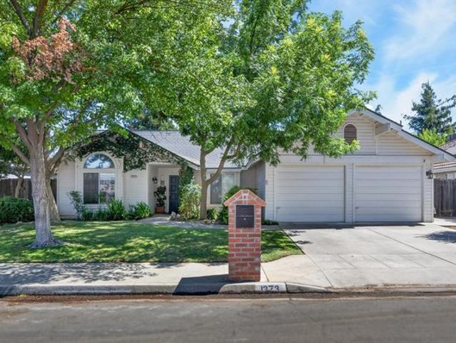 1373 E Portland Ave, Fresno, CA 93720