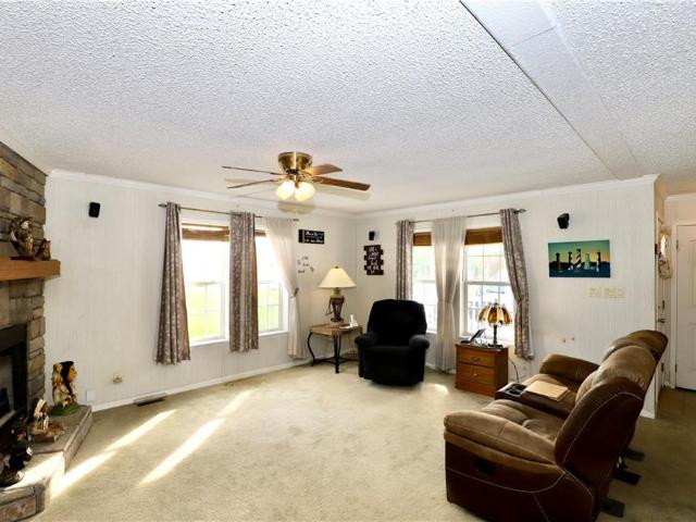 1373 Lambs Grove RD