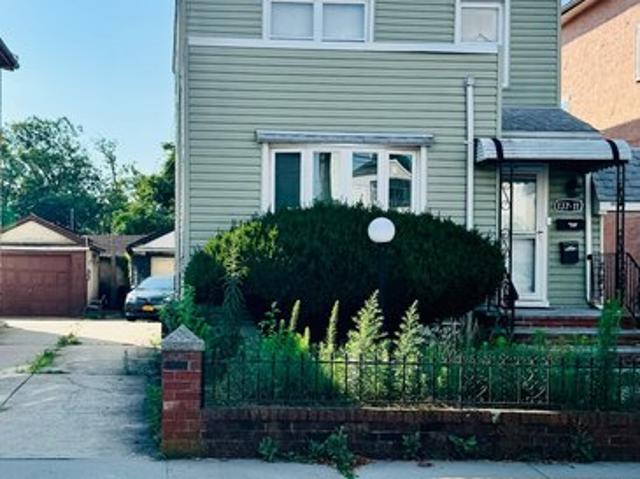 137 11 th St, Rosedale, NY 11422