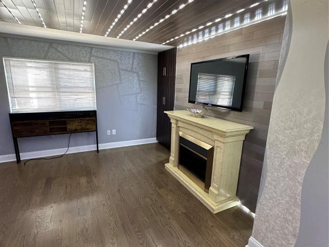 137 12 th Street 2A