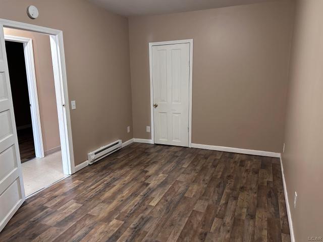 137 1/2 W Main Street