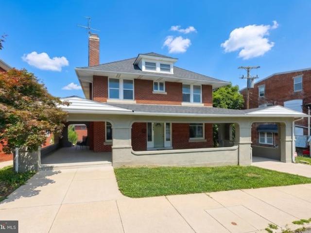 137 1st Ave, Red Lion, PA 17356