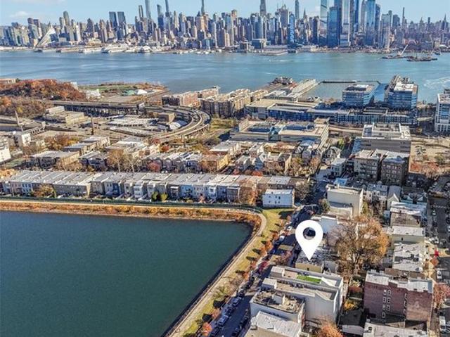 137 20th St Unit C, Union City, NJ 07087