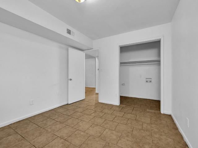137 59th Street North 2 Bedroom Apartment for Rent at 137 59th St N, Birmingham, AL 35212 Woodlawn