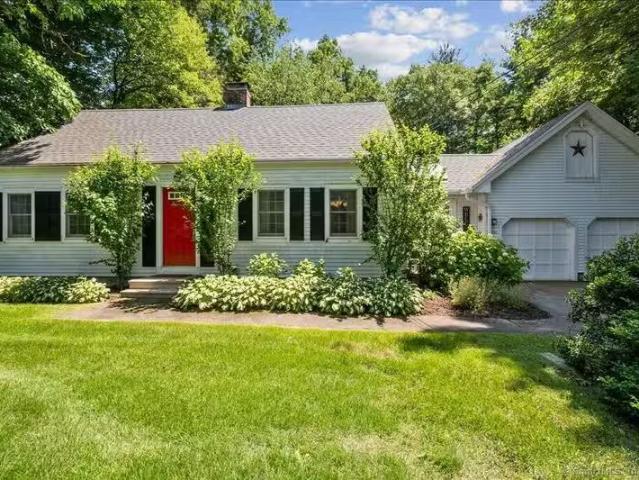 137 Country Club Road, Avon, CT 06001 648498019