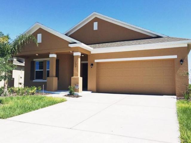 137 Cabrillo Dr, Groveland, FL 34736
