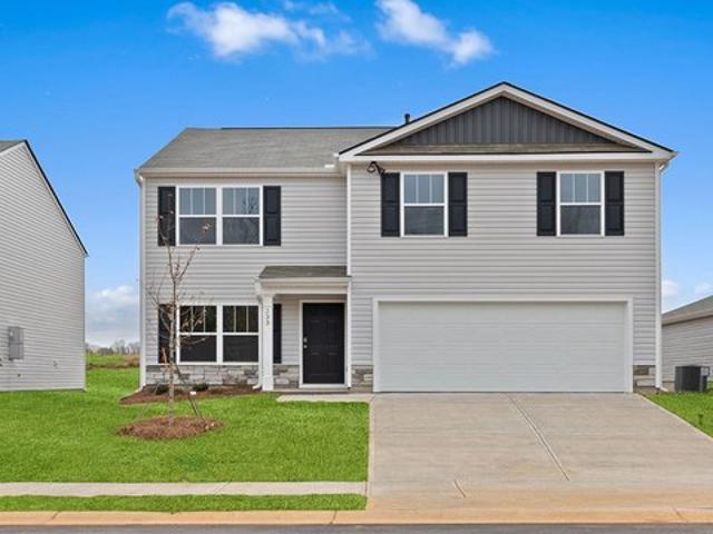 137 Cades Cove Dr, Greenwood, SC 29646