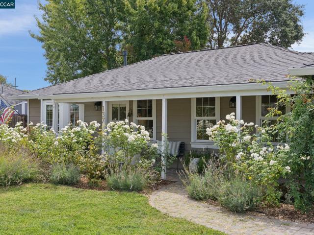 137 Adria Dr