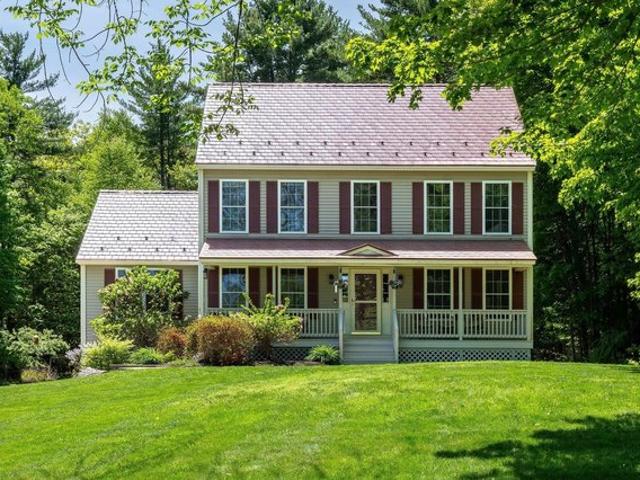 137 Ash Swamp Rd, Newmarket, NH 03857