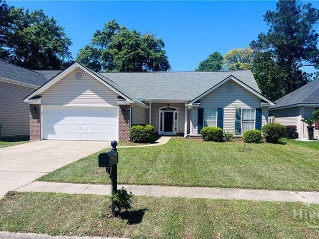 137 Blue Lake St, Richmond Hill, GA 31324