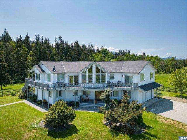 137 Bravo Rd # R, Port Angeles, WA 98362
