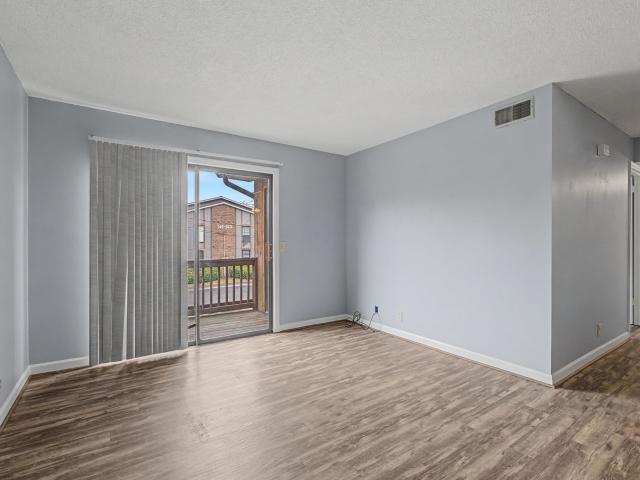137 Brooke Castle Dr