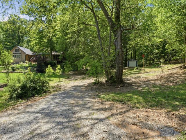 137 Brooksview Road