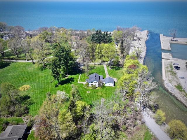 137 gateway drive
