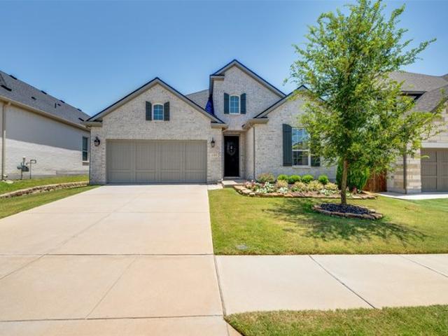 137 Glenwood Dr, Oak Point, TX 75068