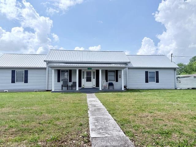 137 Dripping Springs St