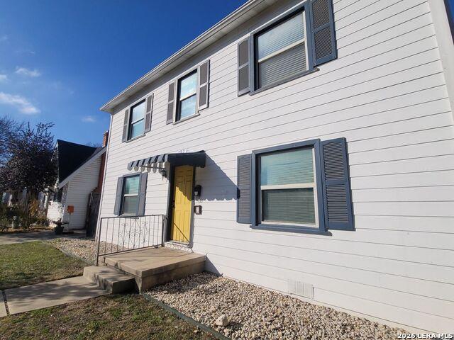 137 E Norwood Ct, Unit 3