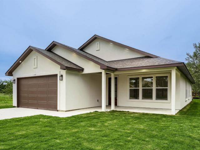 137 E Pauwela Ln