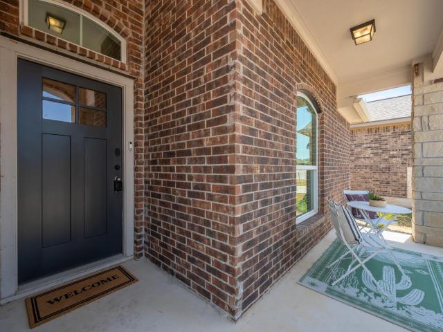 137 Empress Tree Dr