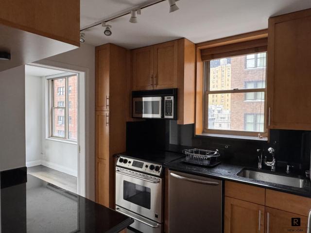 137 East 36th Street, Unit 6G