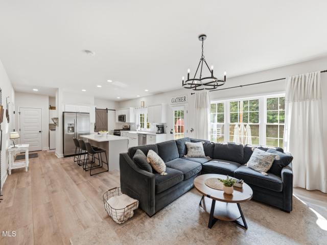 137 Eastline Road