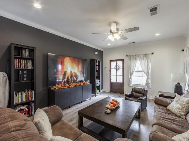 137 Executive Dr