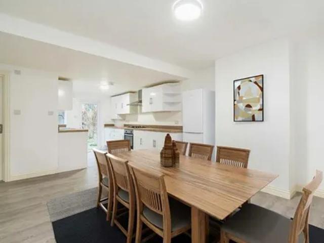 137 Fountain Road, London, SW17 0HH, United Kingdom | 2 bed house for rent #137999753 | Rentberry