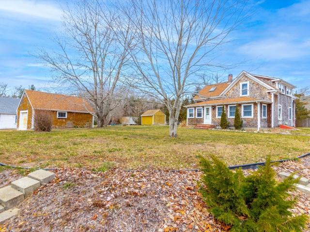 137 Fearing Hill Rd, Wareham, MA 02576 | Compass