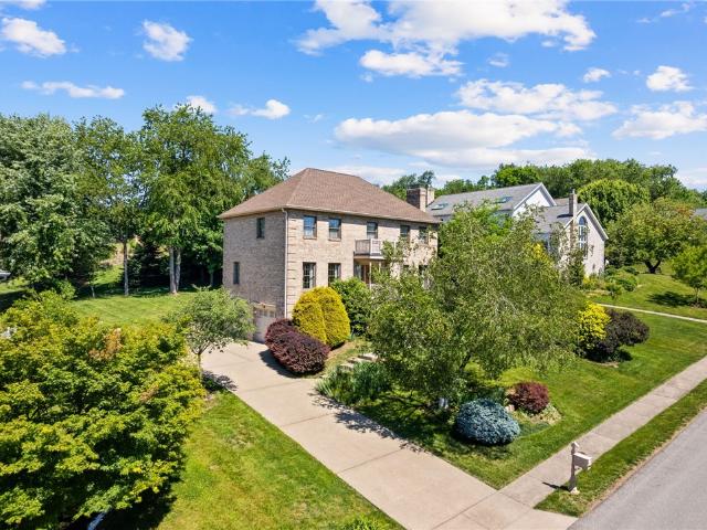 137 Field Club Dr