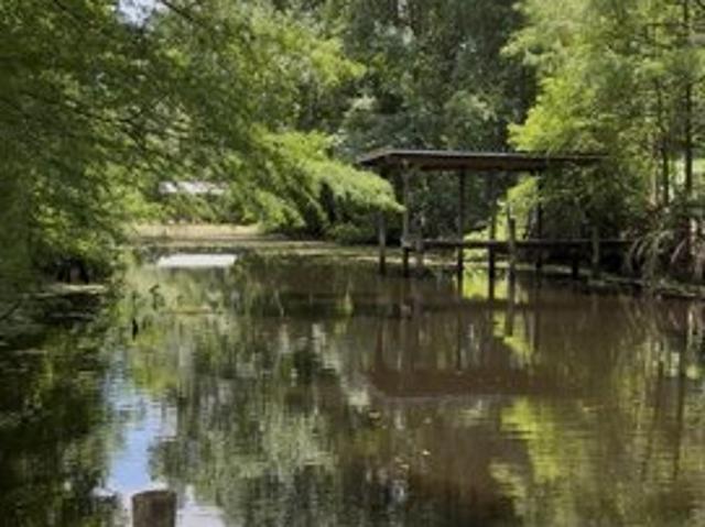 137 Kerry Dr, Satsuma, FL 32189