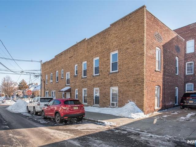 137 Hammond Avenue, Passaic, US, NJ