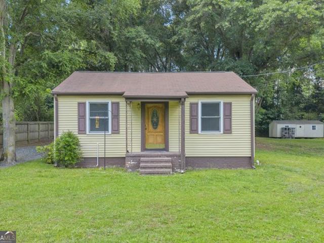 137 Hart Ter, Hartwell, GA 30643