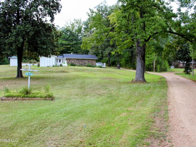 137 Highway 9
