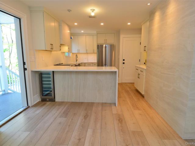 137 Hillside Place