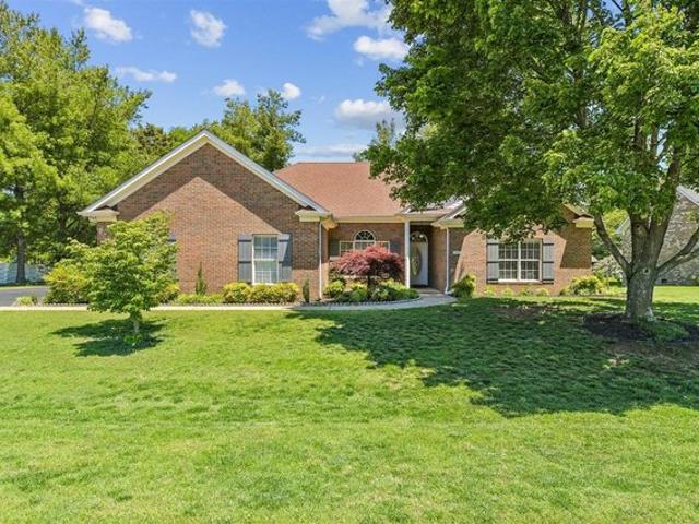 137 Huntsman Cir, Bowling Green, KY 42103