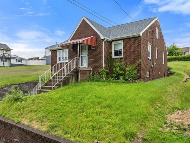 137 Oak Street