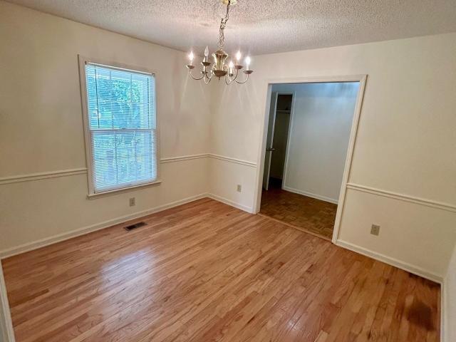 137 Oakcrest Road