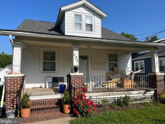 137 Lupton Ave, Woodbury, NJ 08096