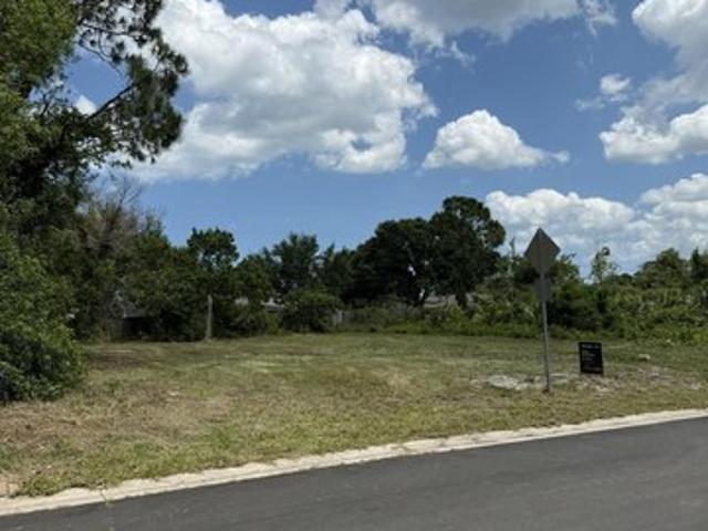 137 Mabry St, Sebastian, FL 32958