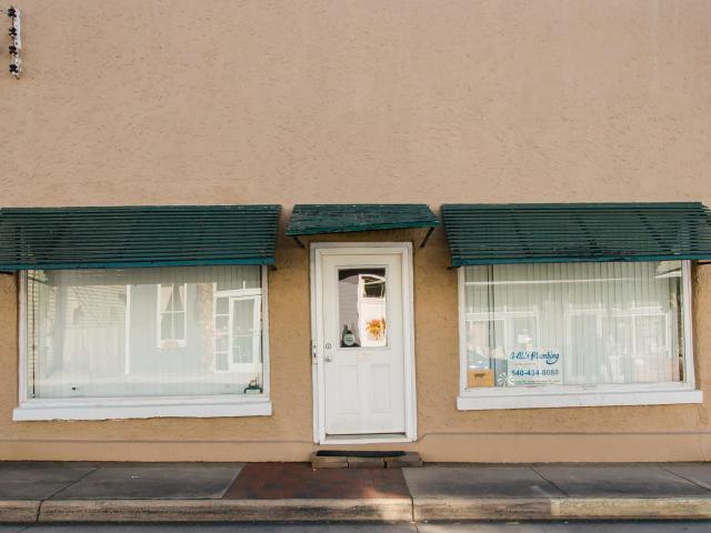 137 main st n