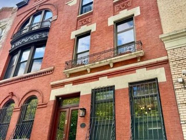 137 Manhattan Ave, New York, NY 10025