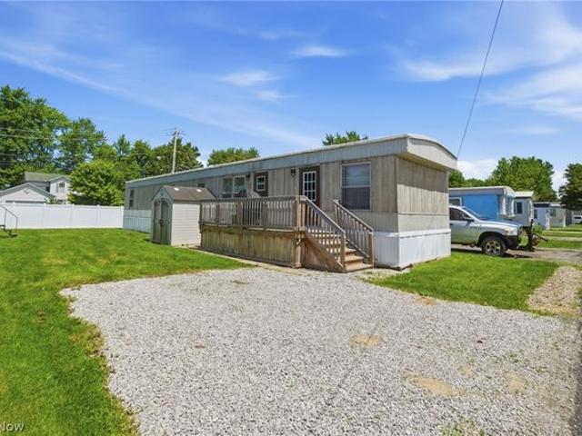 137 Marilyn Dr, Madison, OH 44057