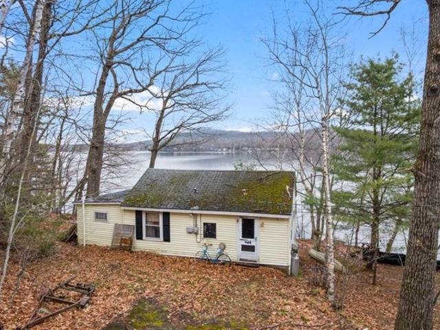 137 Martins Point Rd, Greene, ME 04236